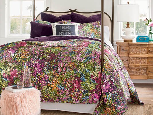 BLOG_layer_bed_bedscaping_tips_quilt - Grandin Road Blog